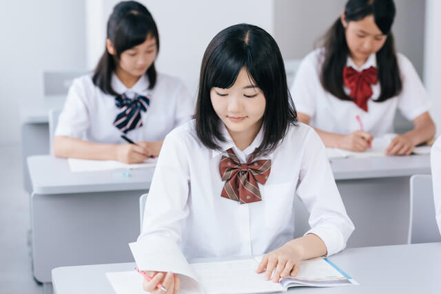 2022年4月から始まる高校の金融教育とは?その内容を徹底解説!|マネーキャリア